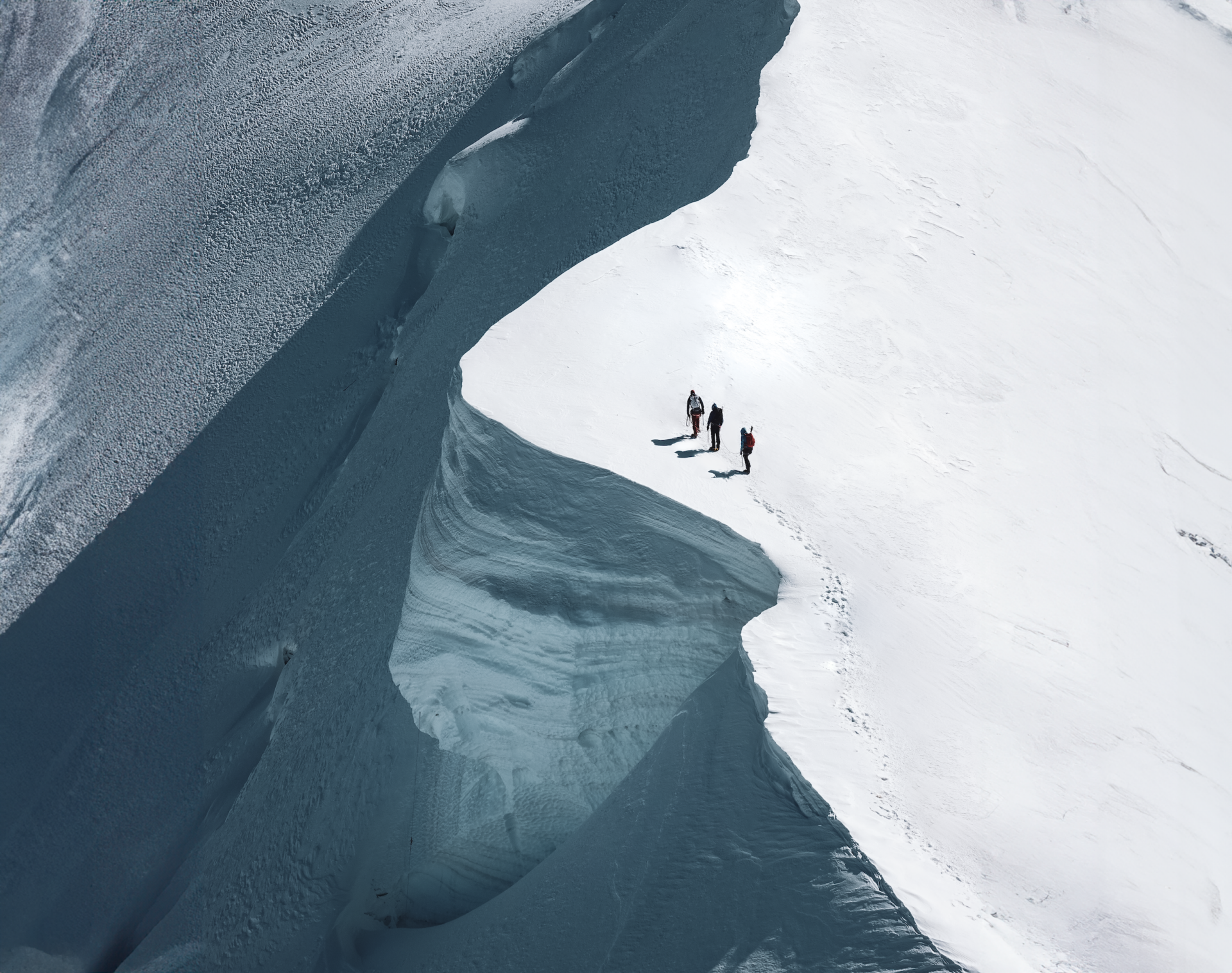 Climb Mont Blanc with IFMGA Guides | 8 Day Summit Course